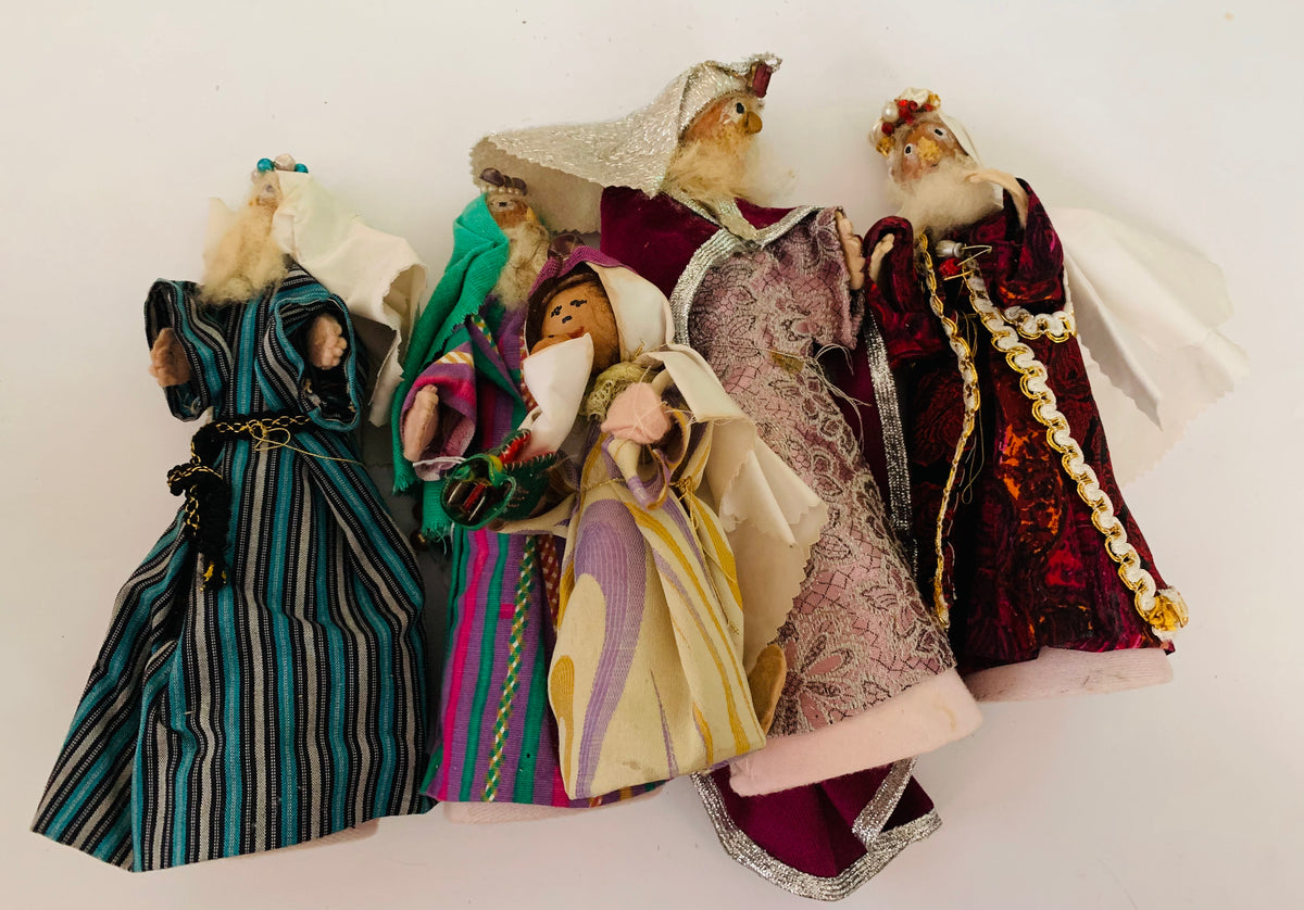 Creepy vintage nativity set – Antique Alley
