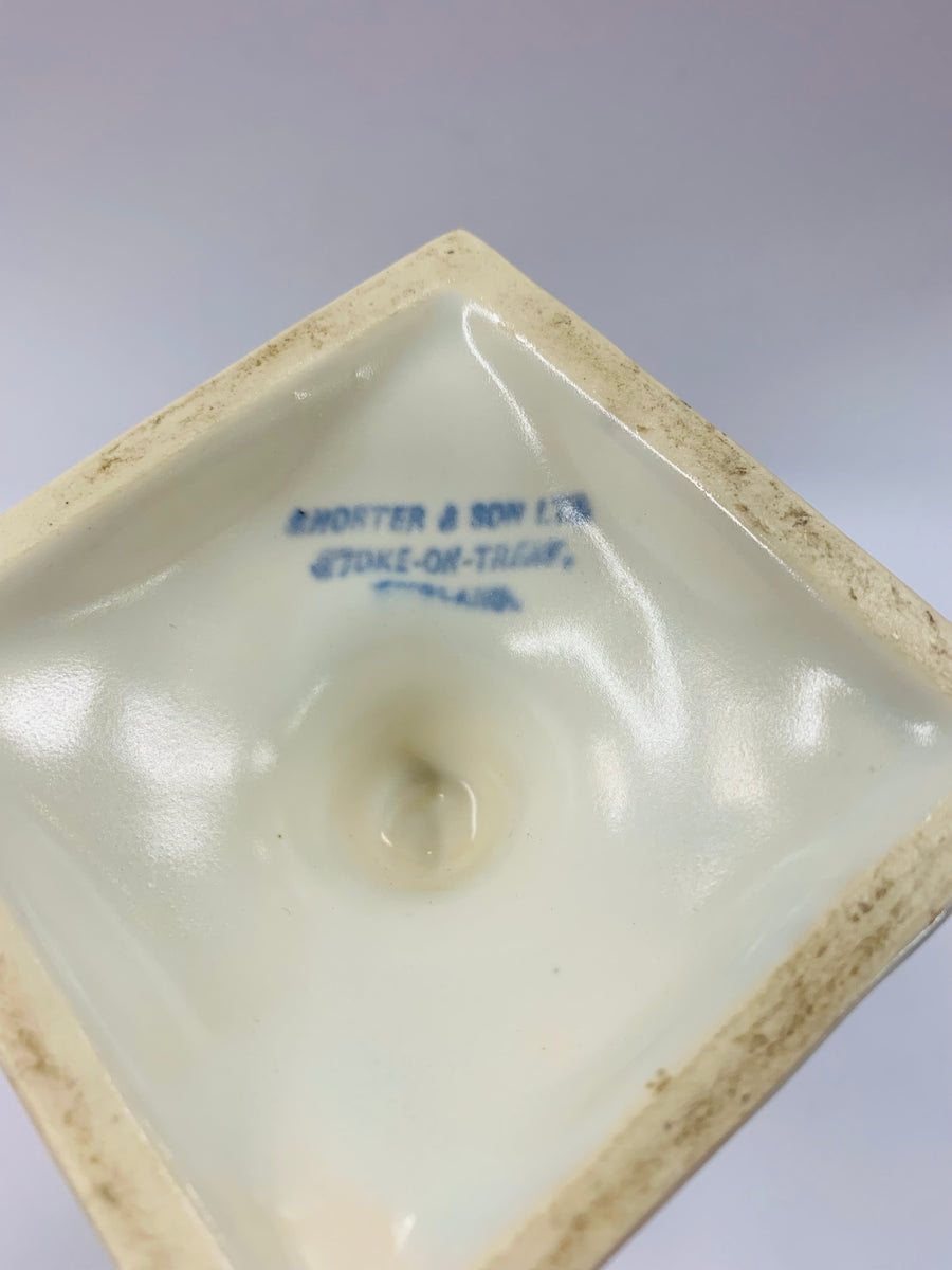 Shorter and Sons White pottery vase – Antique Alley