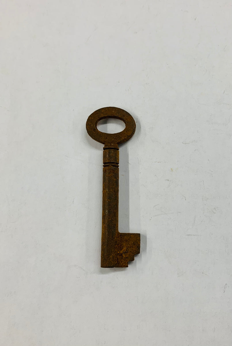 Antique key – Antique Alley